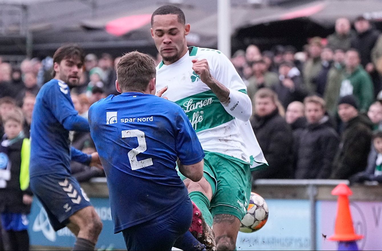 Video: Viborg-angriber ser rødt efter to minutter