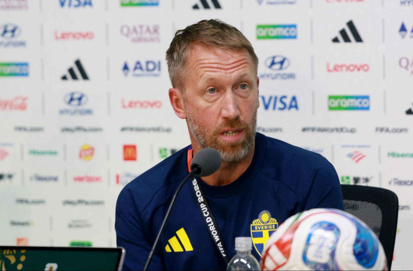 Graham Potter griner af Jon Dahl-spørgsmål: Har ingen idé