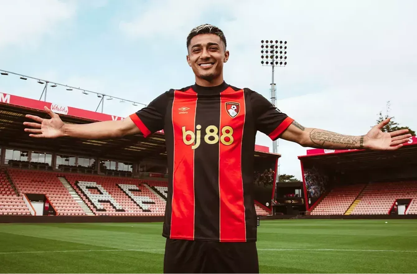 Bournemouth-back meldes på plads i Celtic