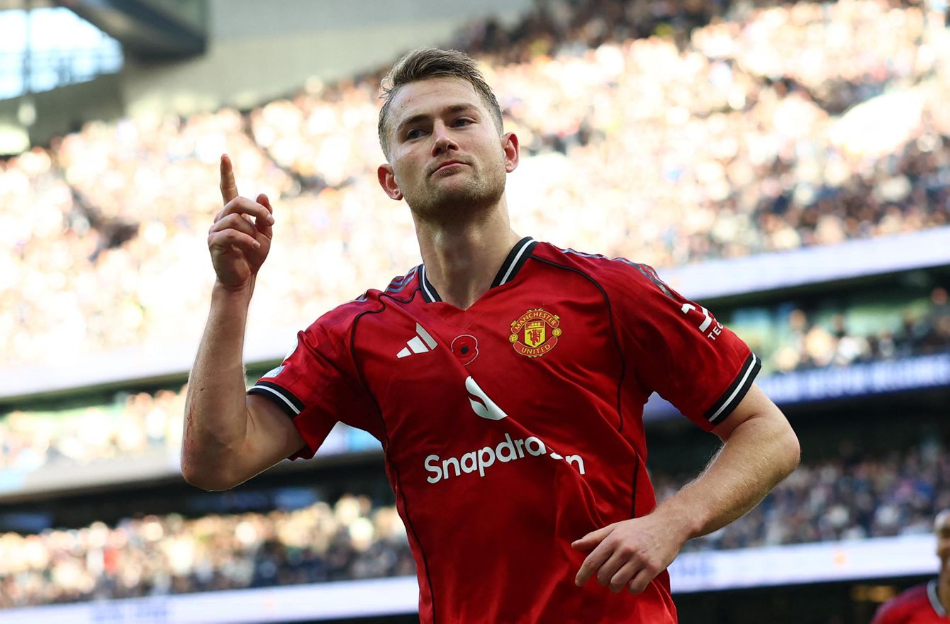 Ude siden november: De Ligt opereret