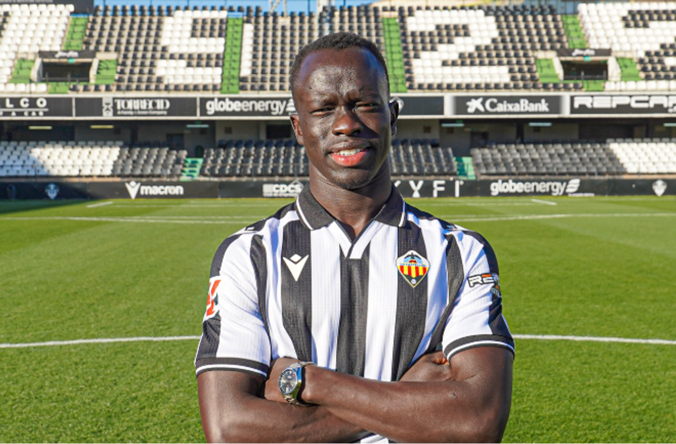 Awer Mabil har fået ny kontrakt