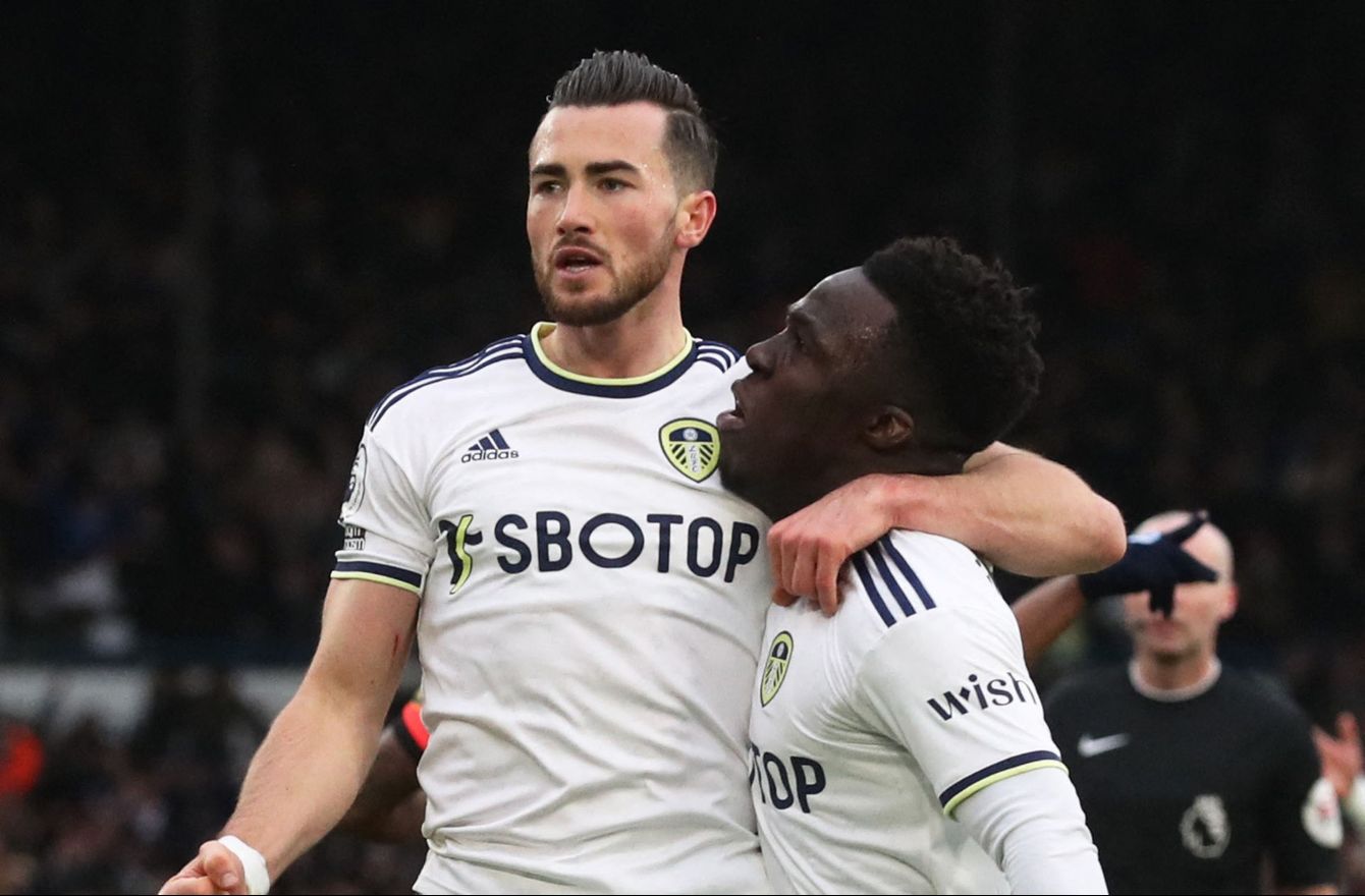 Harrison med assist, kongekasse og selvmål i Leeds og Brighton-remis